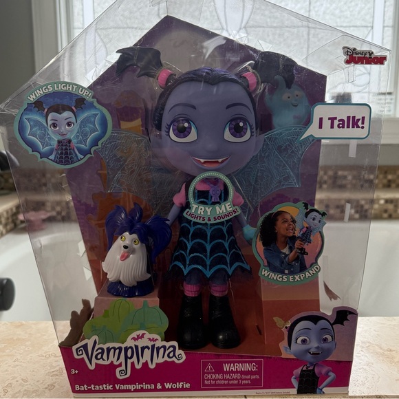 Disney | Toys | Disney Junior Battastic Vampirina Wolfie Deluxe Figure ...